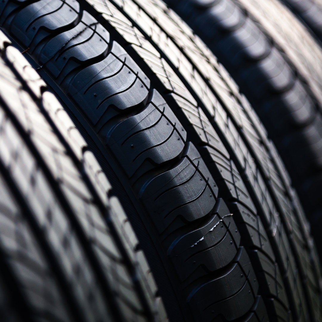 Tire Changer Mechanics & Usage Guide | Eagle Equipment
